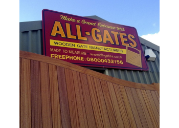 3 Best Garage Door Companies in Sittingbourne, UK - ThreeBestRated