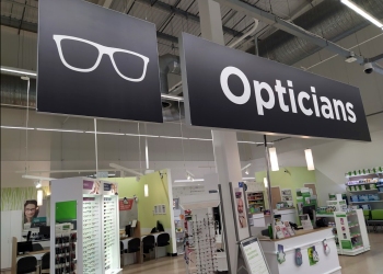 3 Best Opticians in Stevenage, UK - Expert Recommendations
