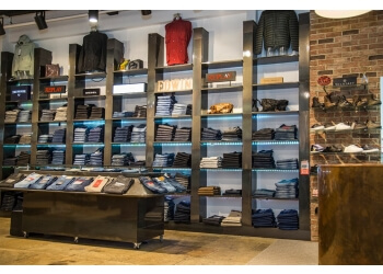 3 Best Clothing Stores in Leeds, UK - Expert Recommendations
