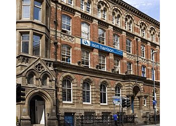 3 Best Medical Negligence Solicitors in Leeds, UK - ThreeBestRated