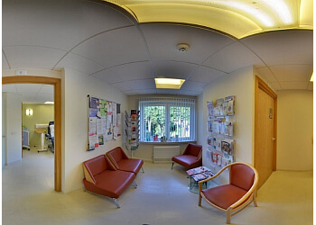 3 Best Plastic Surgeon in Reading, UK - Expert Recommendations