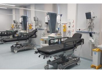 3 Best Plastic Surgeon in St Albans, UK - Expert Recommendations