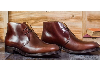 3 Best Shoe Shops in Northampton, UK - Expert Recommendations