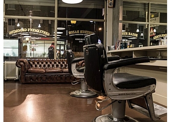 3 Best Barbers in Ealing, UK - Expert Recommendations