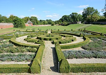 3 Best Landmarks in Basingstoke Deane, UK - Expert Recommendations