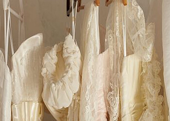 3 Best Dry Cleaners in Wokingham, UK - Expert Recommendations