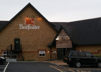 3 Best Steak Restaurants in Luton, UK - Expert Recommendations