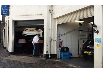 3 Best Car Garages in London, UK - Expert Recommendations