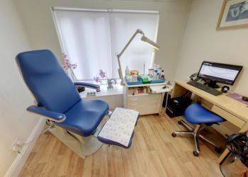 3 Best Podiatrist Clinics in Cambridge, UK - Expert Recommendations