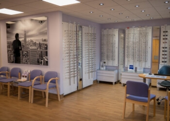 3 Best Opticians in Exeter, UK - Expert Recommendations