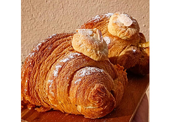 3 Best Bakeries in Exeter, UK - ThreeBestRated