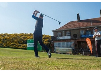 3 Best Golf Courses in Edinburgh, UK - Expert Recommendations