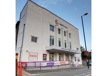 3 Best Gyms in Newbury, UK - Expert Recommendations