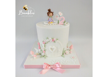 3 Best Cake Makers in Grantham, UK - ThreeBestRated