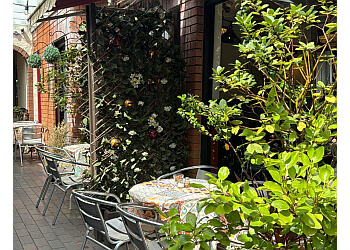 3 Best French Restaurants in Cardiff, UK - Expert Recommendations