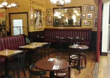 3 Best French Restaurants in Cardiff, UK - Expert Recommendations