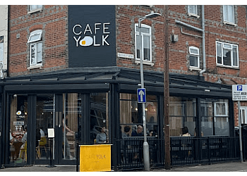 3 Best Cafes in Reading, UK - Expert Recommendations