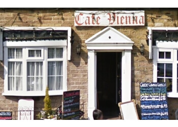 3 Best Cafes in Bolton, UK - Expert Recommendations