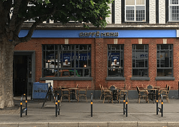 3 Best Cafes in Worcester Park, UK - Expert Recommendations