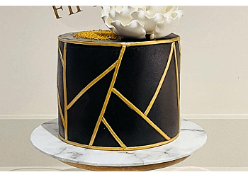 3 Best Cake Makers in Aberdeen, UK - Expert Recommendations