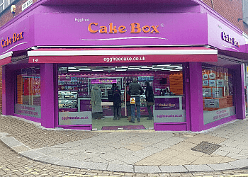 3 Best Cake Makers in Southampton, UK - Expert Recommendations