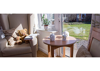 3 Best Retirement Villages in Luton, UK - Expert Recommendations