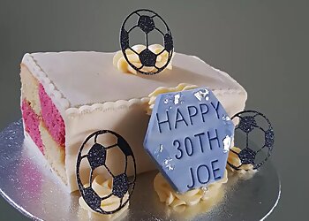 3 Best Cake Makers in Solihull, UK - Expert Recommendations