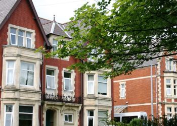 3 Best Retirement Villages in Cardiff, UK - ThreeBestRated