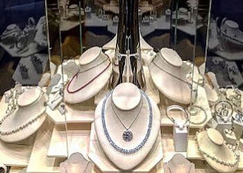 3 Best Jewellers in Cambridge, UK - Expert Recommendations