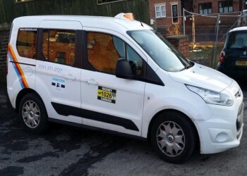 3 Best Taxis in Durham, UK - Expert Recommendations
