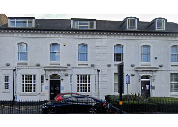 3 Best Weight Loss Centres in Birmingham, UK - Expert Recommendations