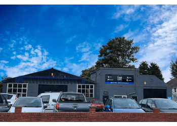 3 Best Car Garages in Wakefield, UK - ThreeBestRated