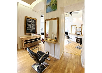 3 Best Barbers in Bath, UK - Expert Recommendations
