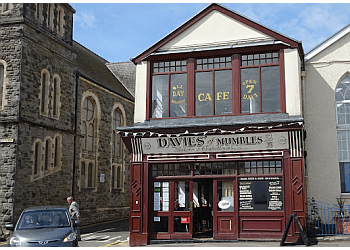 3 Best Bakeries in Swansea, UK - Expert Recommendations