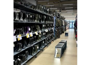 3 Best Sports Shops in Reading, UK - ThreeBestRated