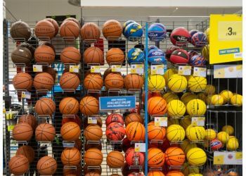 3 Best Sports Shops in Nottingham, UK - ThreeBestRated
