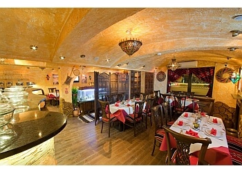 3 Best Mediterranean Restaurants in Luton, UK - Expert Recommendations