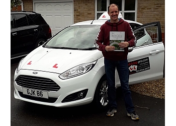 3 Best Driving School in Portsmouth, UK - Expert Recommendations