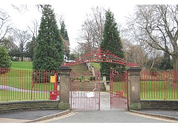 3 Best Parks in Tameside - ThreeBestRated