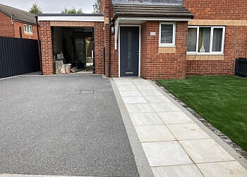 3 Best Landscape Gardeners in Nottingham, UK - Expert Recommendations