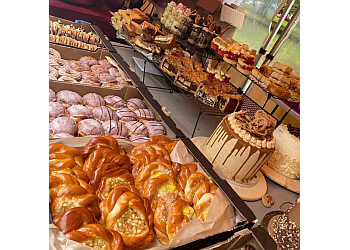 3 Best Bakeries in Wolverhampton, UK - ThreeBestRated