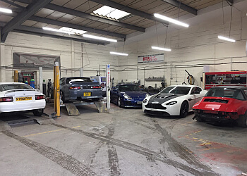3 Best Car Body Shops in Kingston Upon Hull, UK - Expert Recommendations