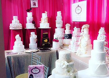 3 Best Cake Makers in Solihull, UK - ThreeBestRated