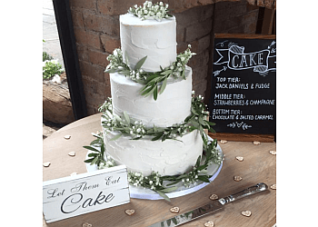 3 Best Cake Makers in Solihull, UK - Expert Recommendations