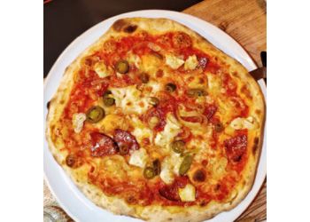 3 Best Pizza in Cornwall, UK - ThreeBestRated