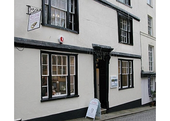 3 Best Jewellers in Exeter, UK - Expert Recommendations