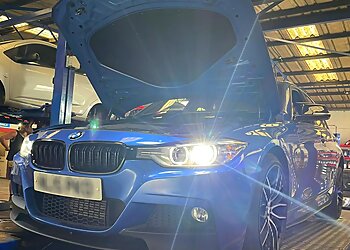 3 Best Car Garages in Wolverhampton, UK - Expert Recommendations