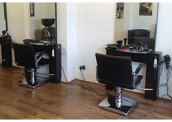 3 Best Barbers in Harrogate, UK - Expert Recommendations