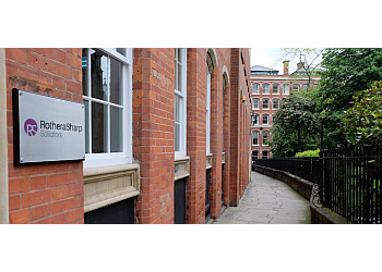 3 Best Personal Injury Solicitors in Nottingham, UK - ThreeBestRated