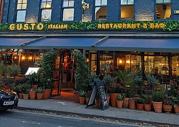 3 Best Italian Restaurants in Macclesfield, UK - Expert Recommendations